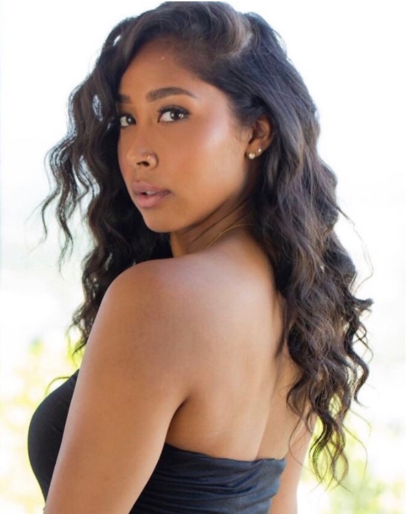 Celebrity Features – StrongHome