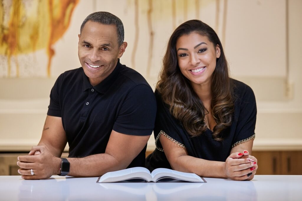 About Us – StrongHome